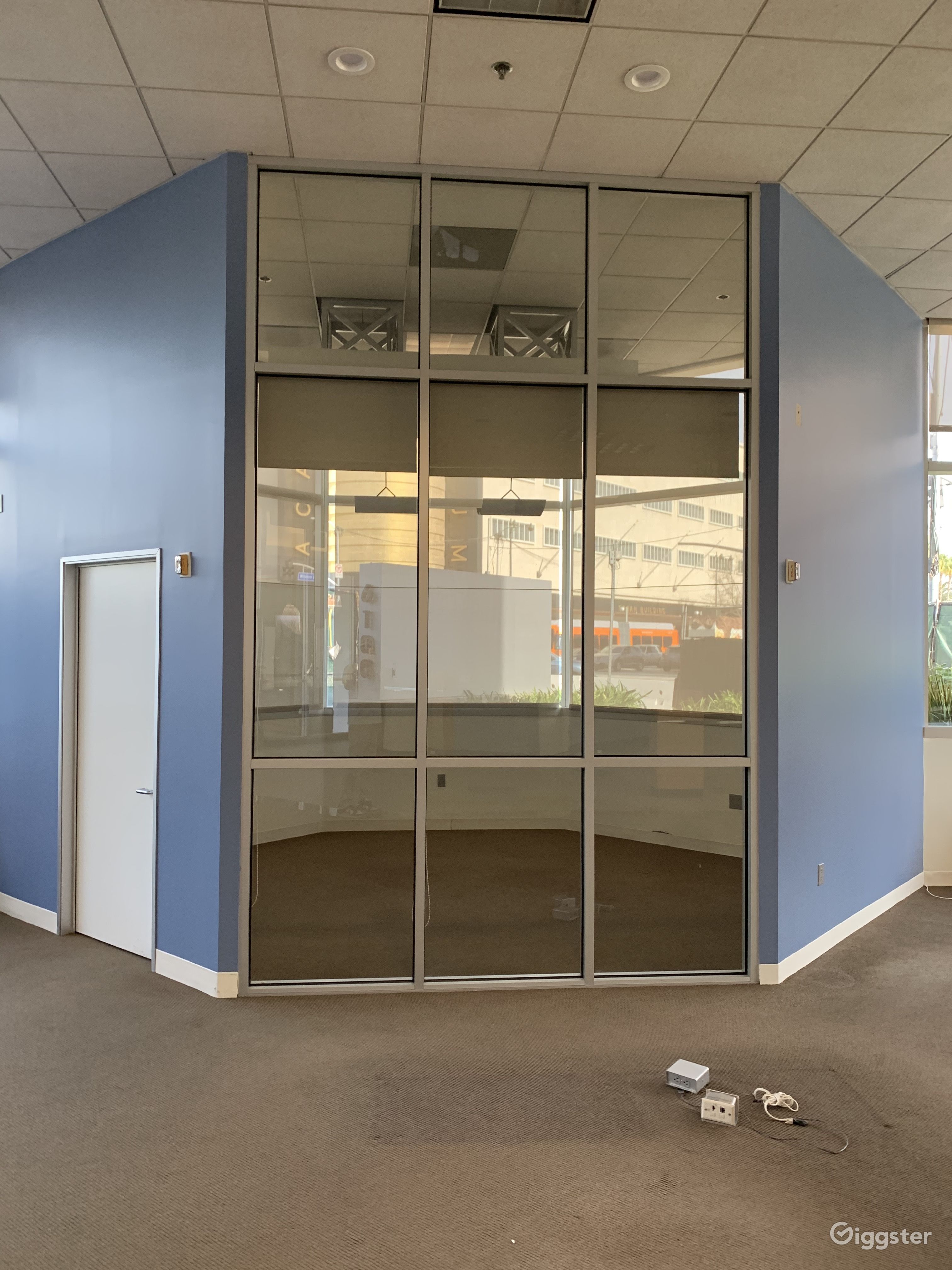 Bank with Vault in Office Building | Rent this location on Giggster