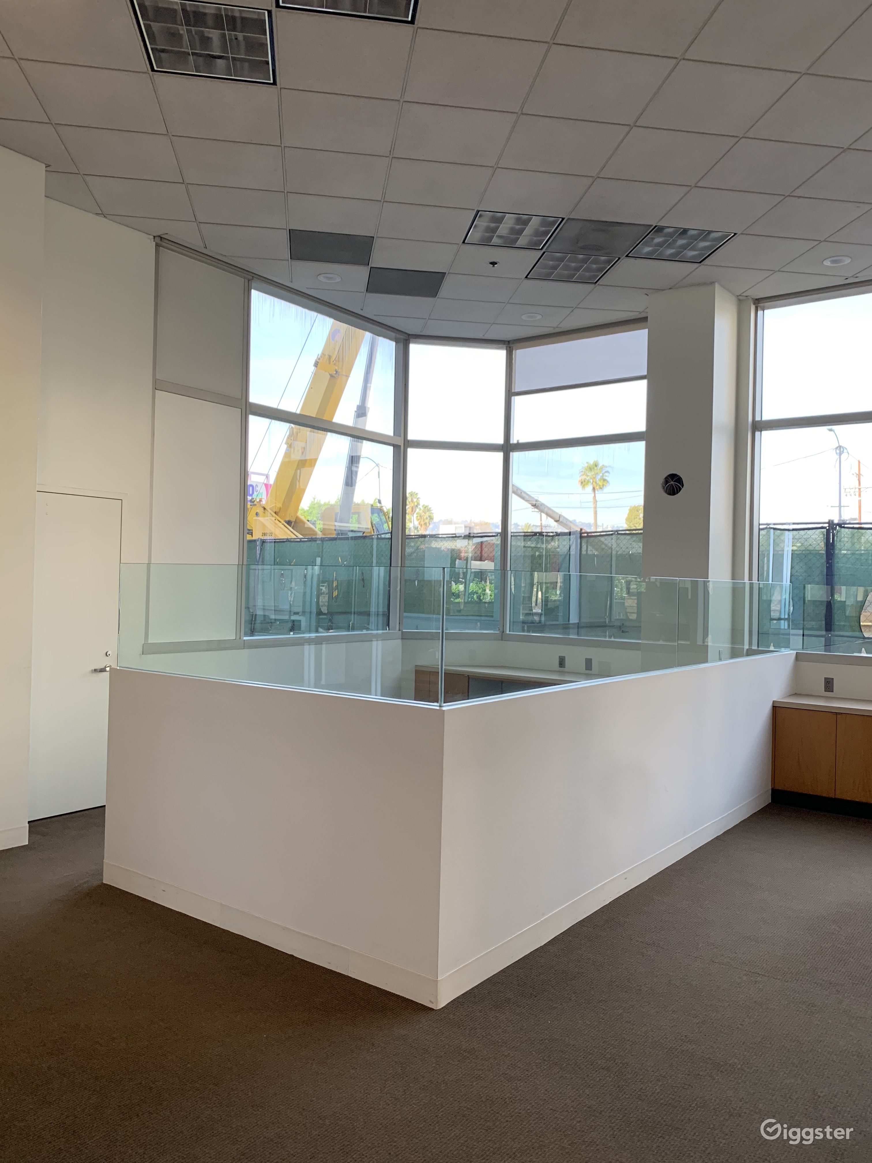 Bank with Vault in Office Building | Rent this location on Giggster