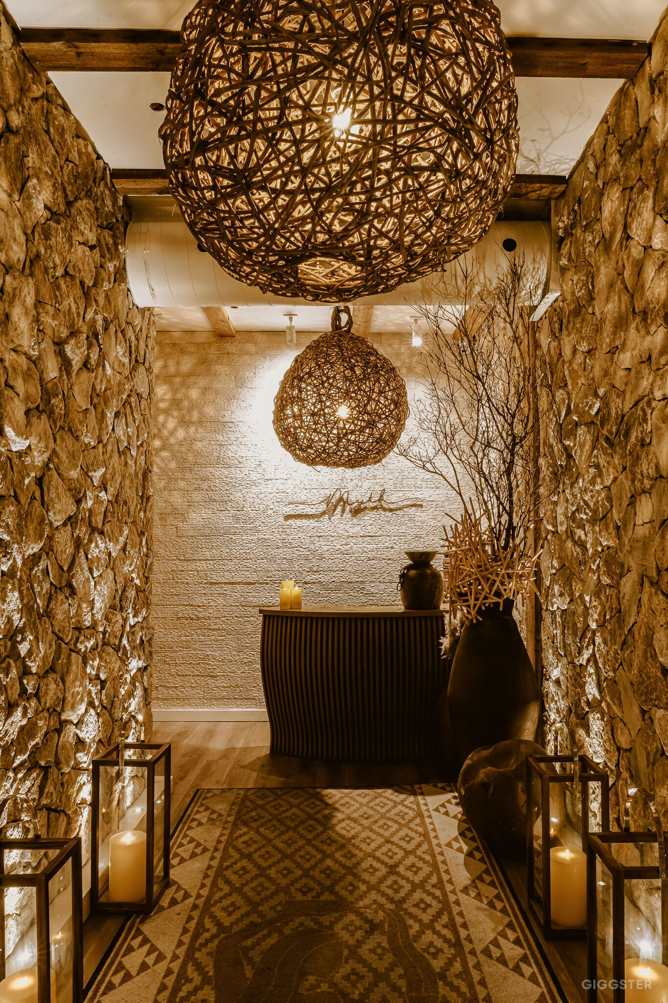 5000 Square-Foot Premier Restaurant Toronto | Rent this location on ...