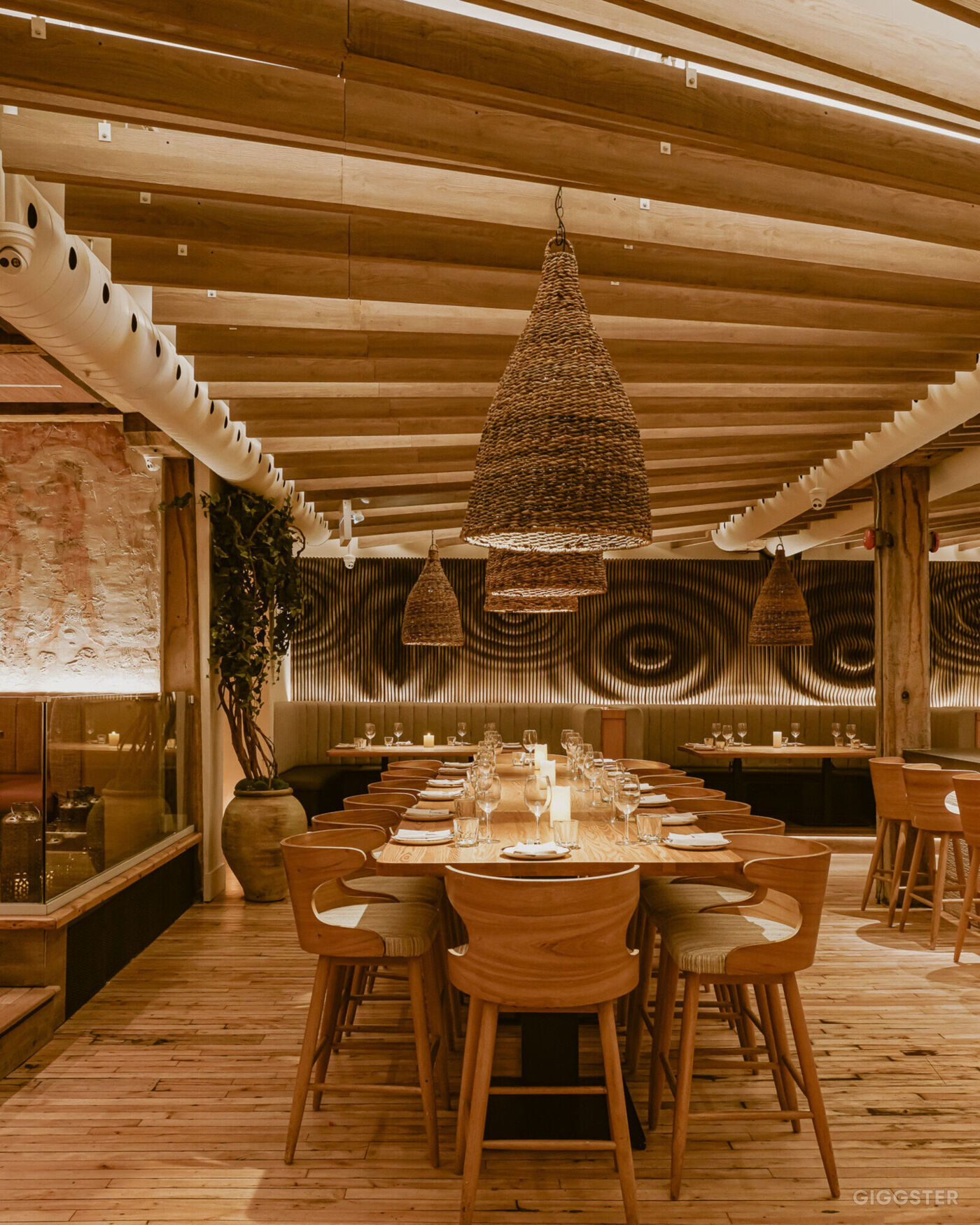 5000 Square-Foot Premier Restaurant Toronto | Rent this location on ...