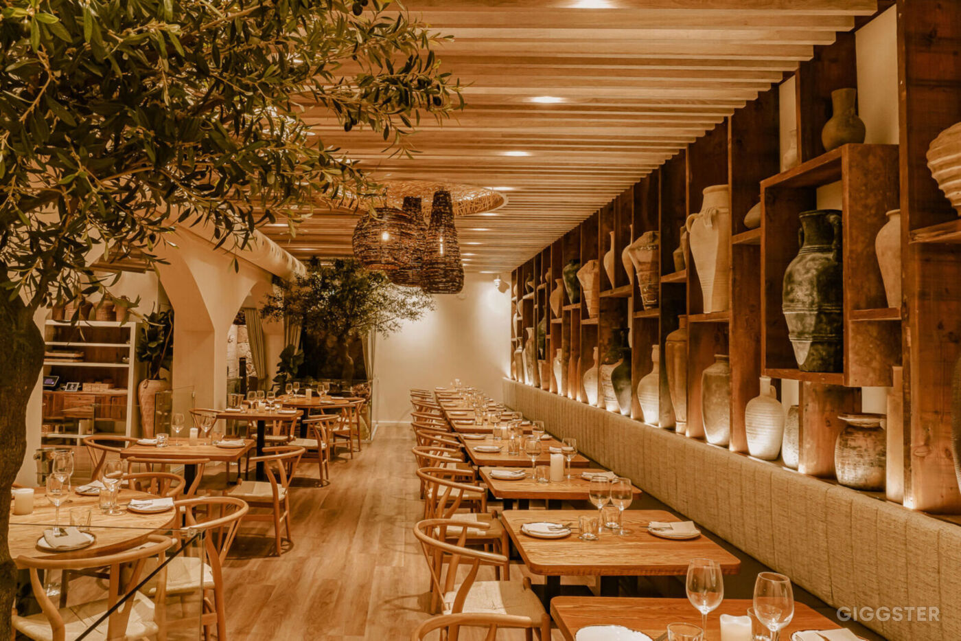 5000 Square-Foot Premier Restaurant Toronto | Rent this location on ...