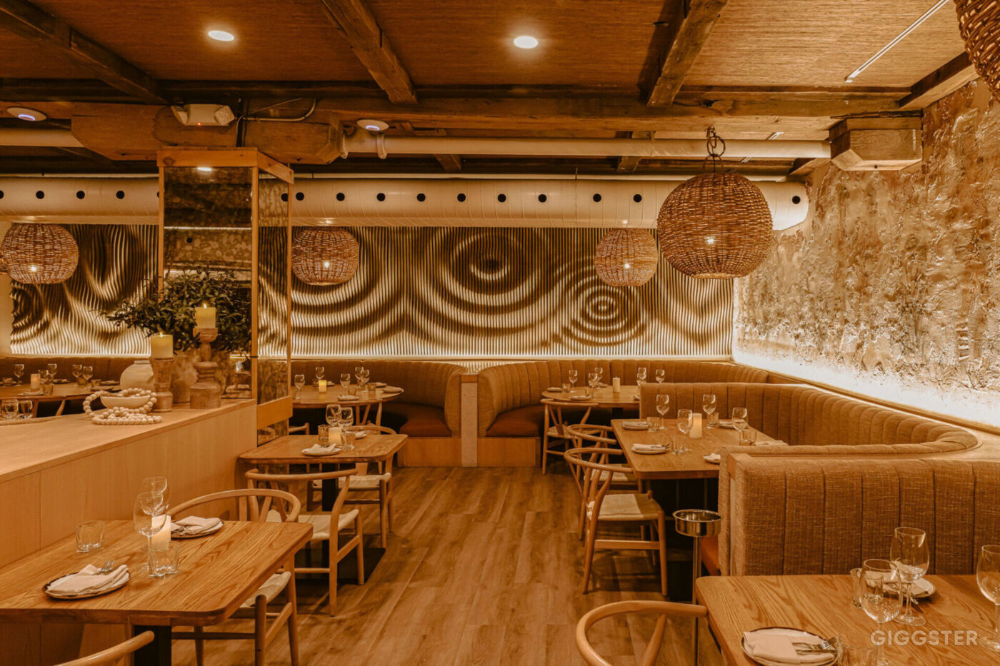 5000 Square-Foot Premier Restaurant Toronto | Rent this location on ...