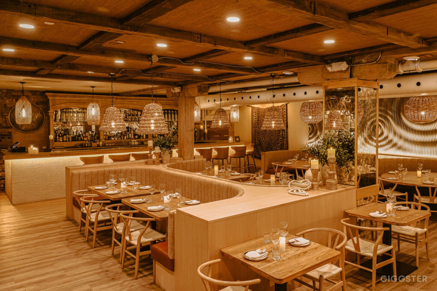 5000 Square-Foot Premier Restaurant Toronto | Rent this location on ...