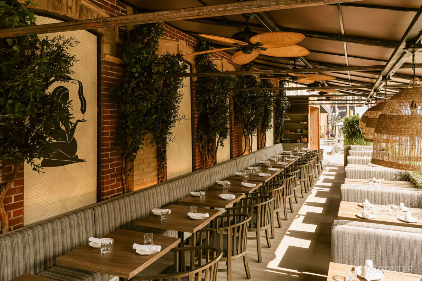 5000 Square-Foot Premier Restaurant Toronto | Rent this location on ...