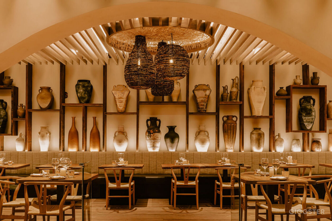 5000 Square-Foot Premier Restaurant Toronto | Rent this location on ...