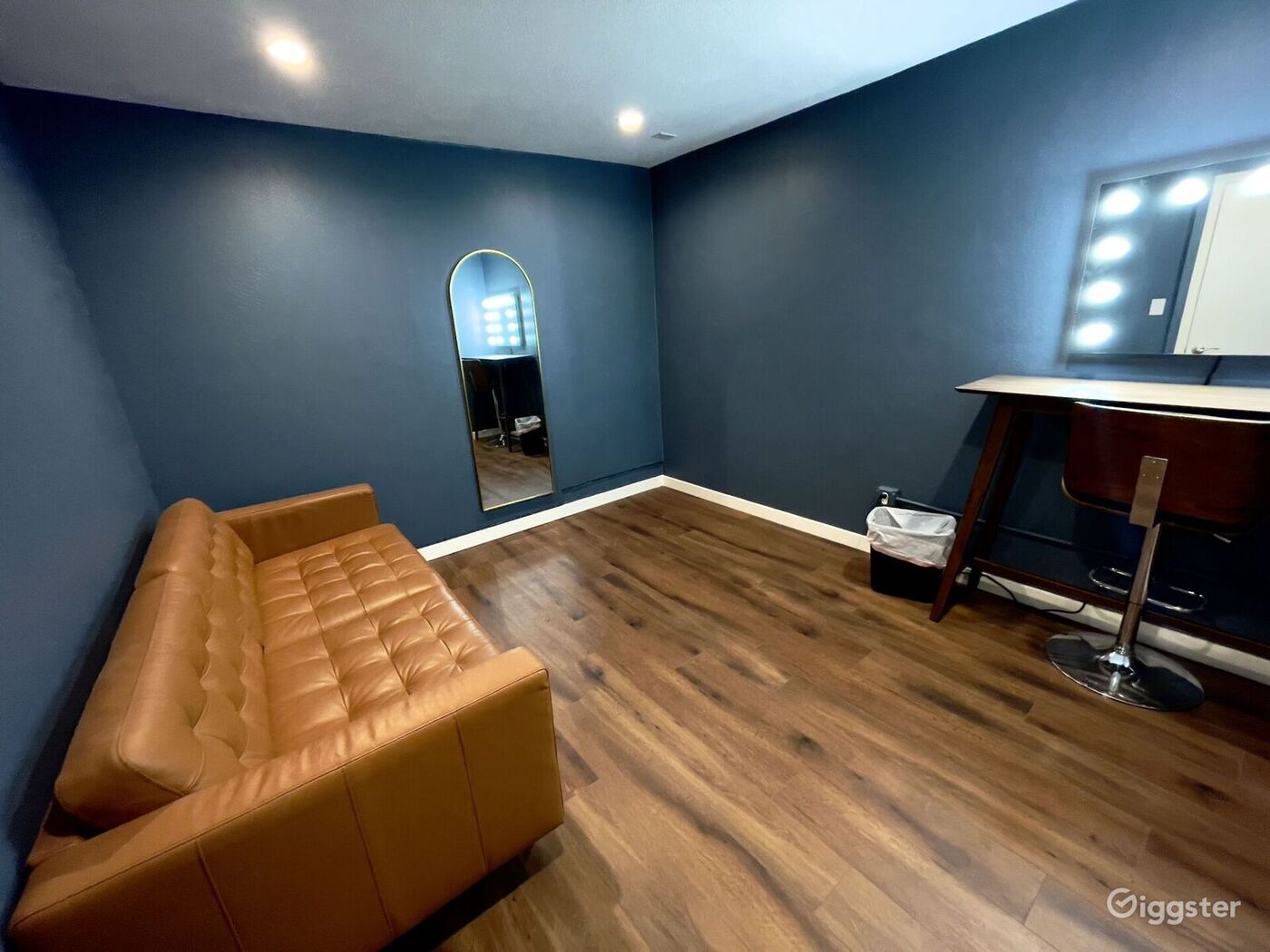 Black Void Sound Stage and Production Facility | Rent this location on ...