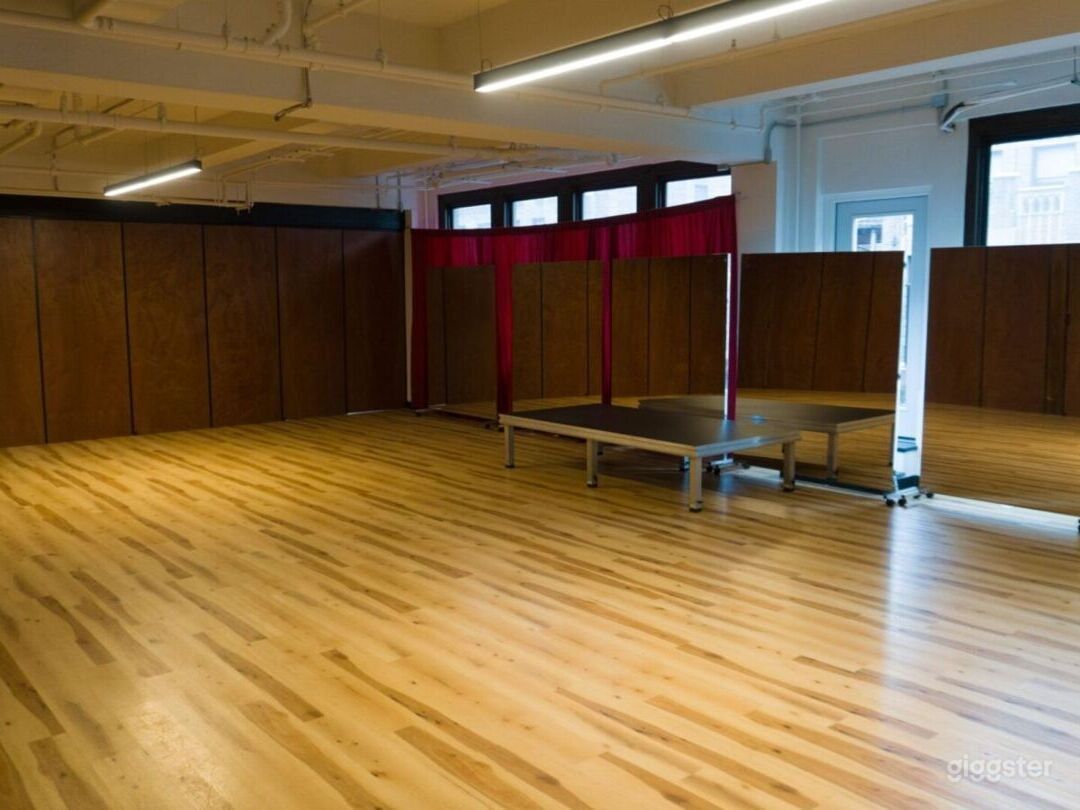Versatile Large Studio Room A | Rent this location on Giggster
