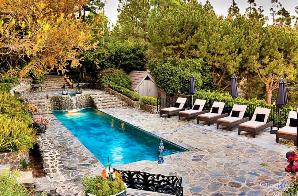 Stone Manor | Rent this location on Giggster