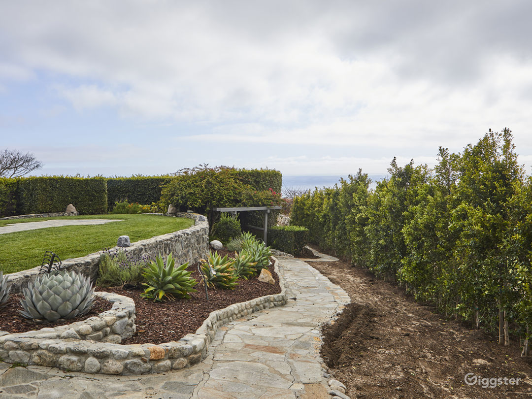 Stone Manor | Rent this location on Giggster