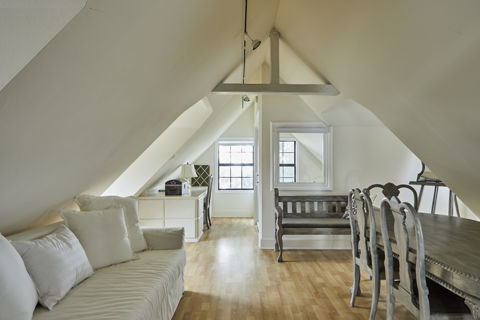 Stone Manor | Rent this location on Giggster