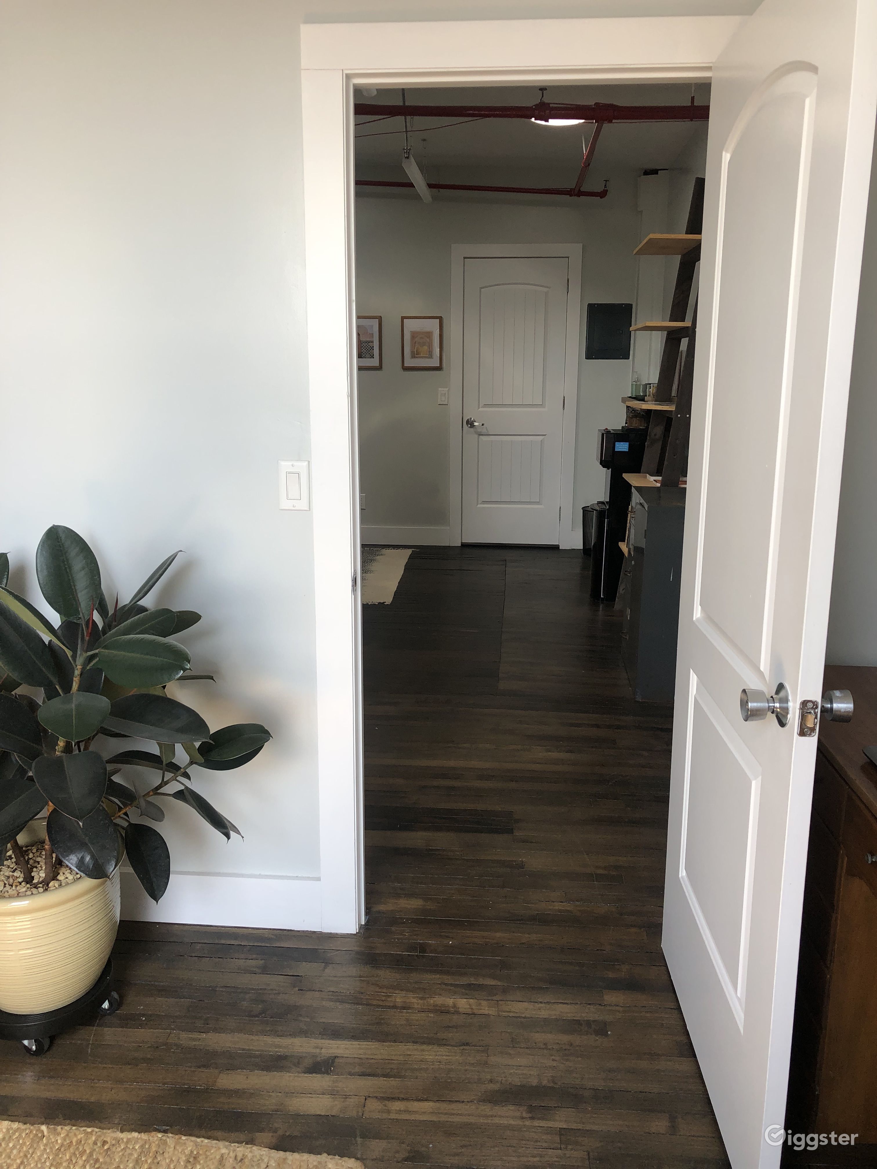Therapy Office | Rent this location on Giggster