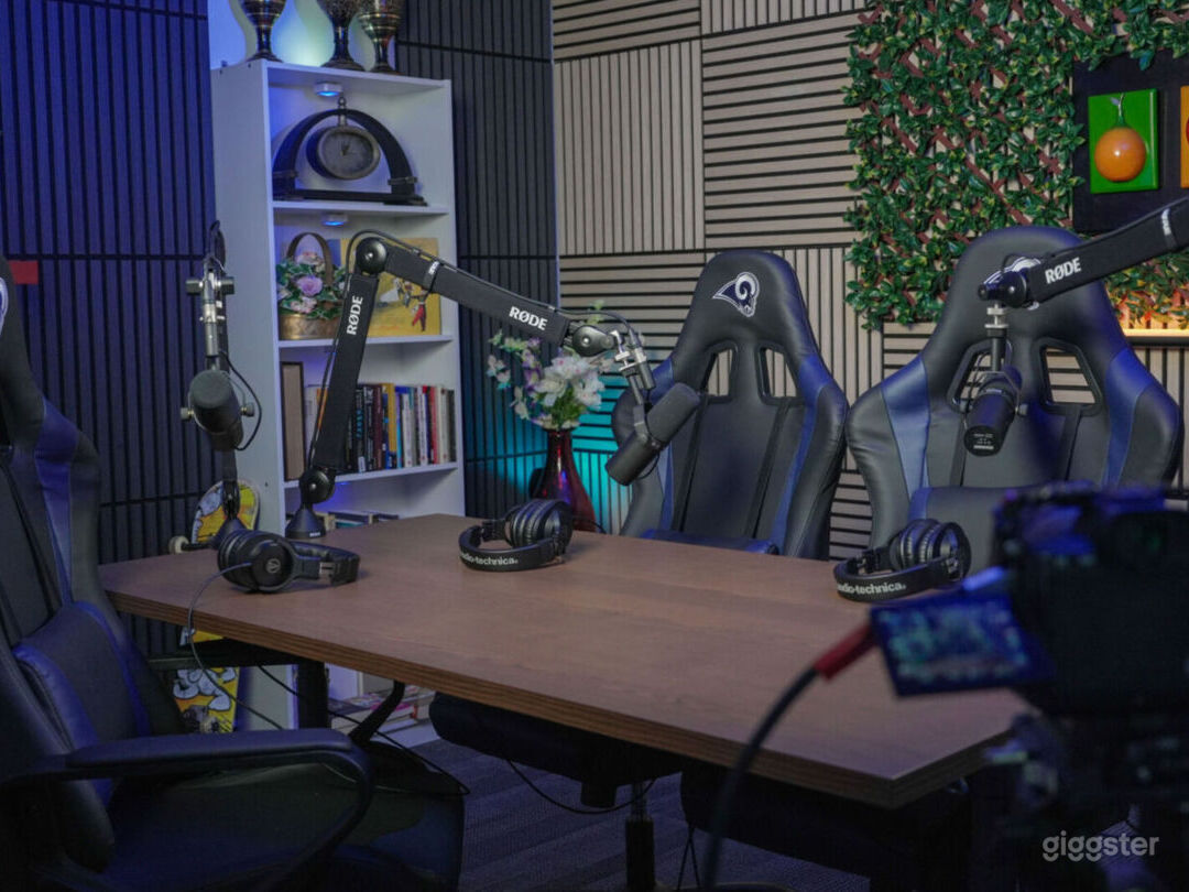 Podcast & Green Screen Suite for Creators (Buyout) | Rent this location ...