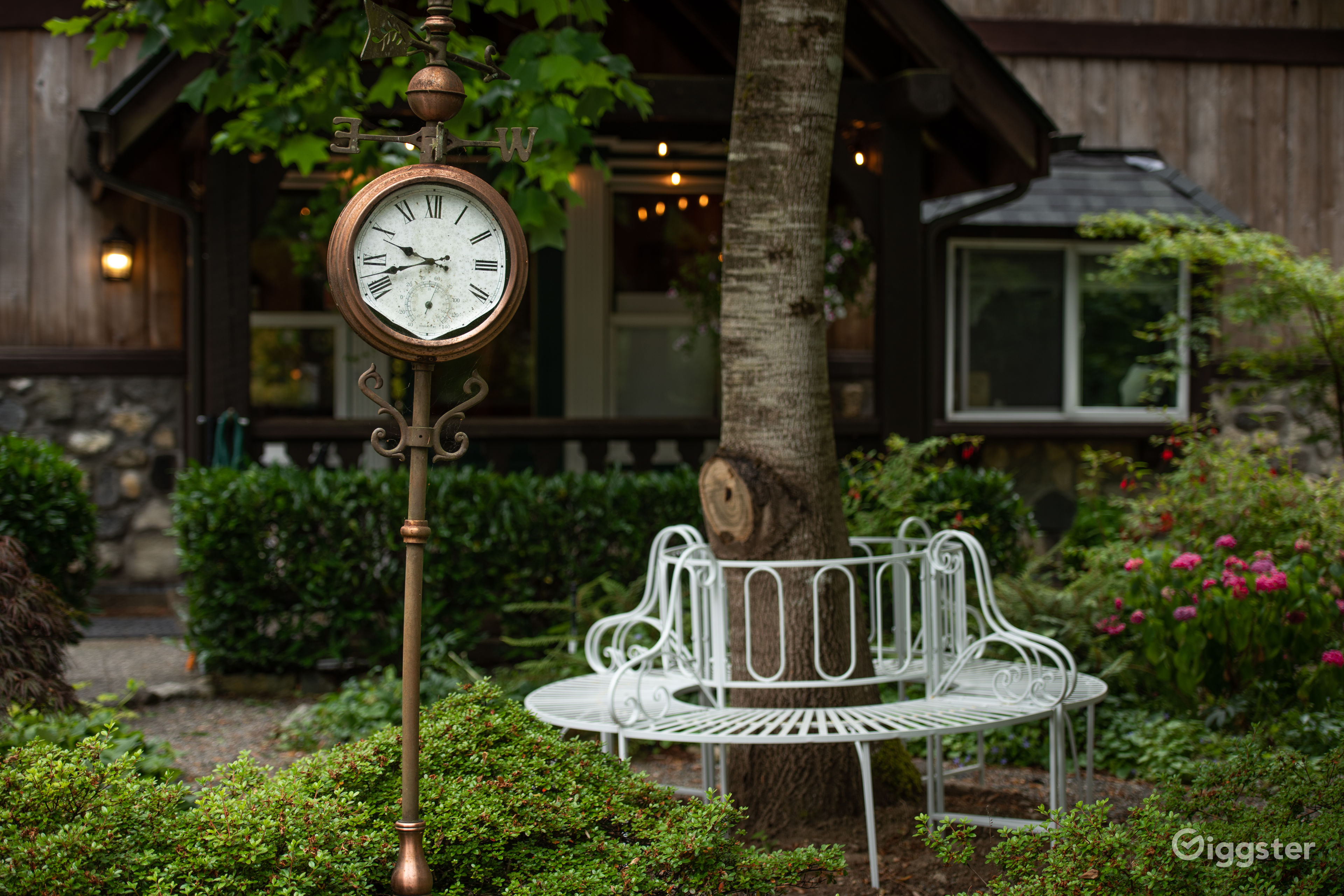 Storybook Setting in Washington State | Rent this location on Giggster