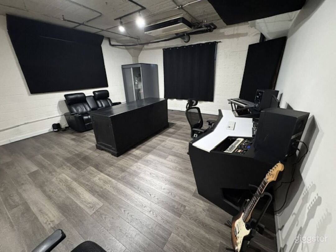 Spacious L.A. recording studio/ creative space | Rent this location on ...
