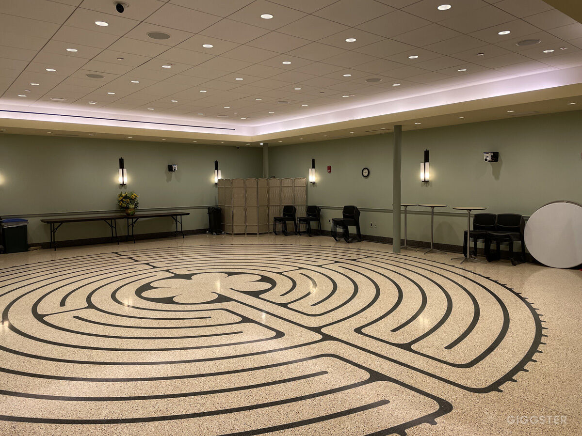 The Labyrinth: Flexible Assembly Space in NYC | Rent this location on ...