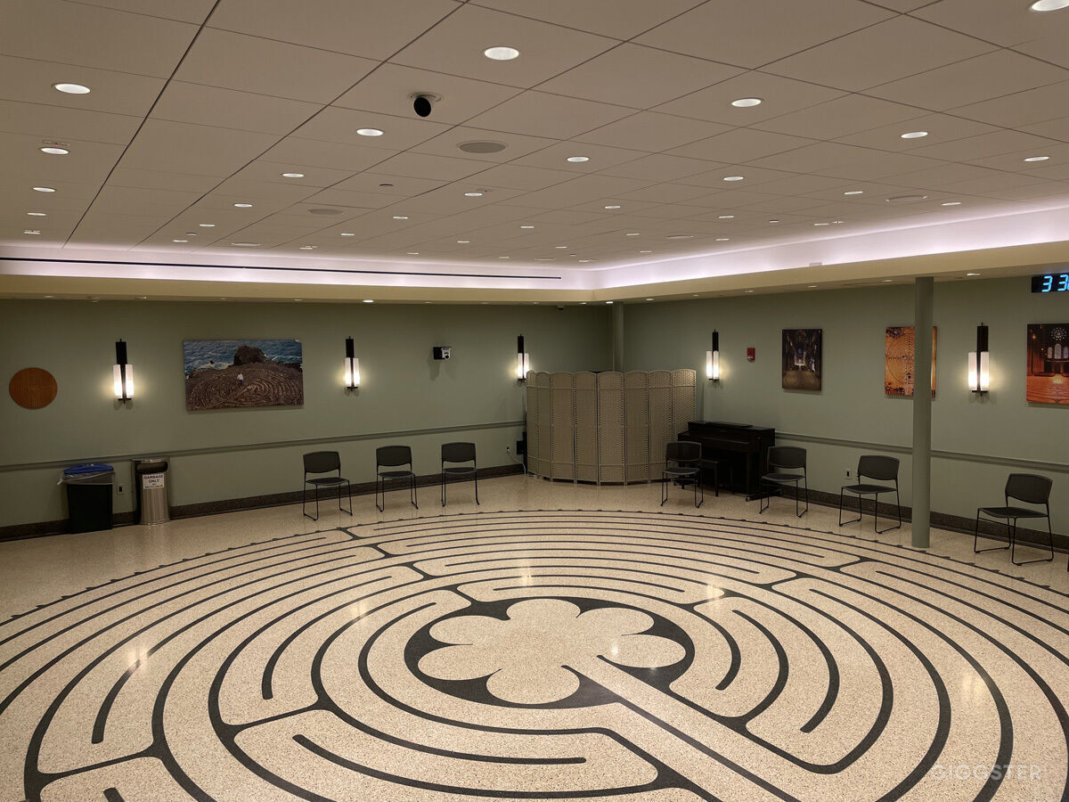 The Labyrinth: Flexible Assembly Space in NYC | Rent this location on ...