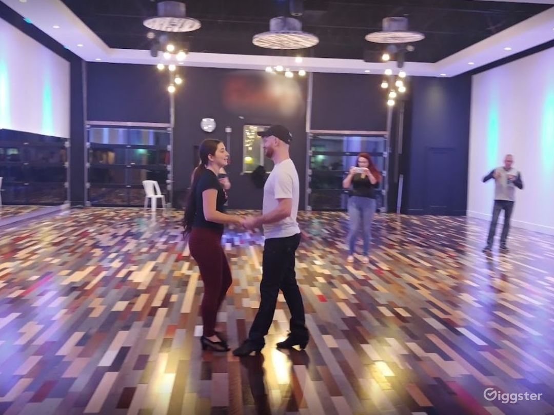 Studio A - 900 sqft Dance Studio with Full-Length Mirrors | Rent this ...