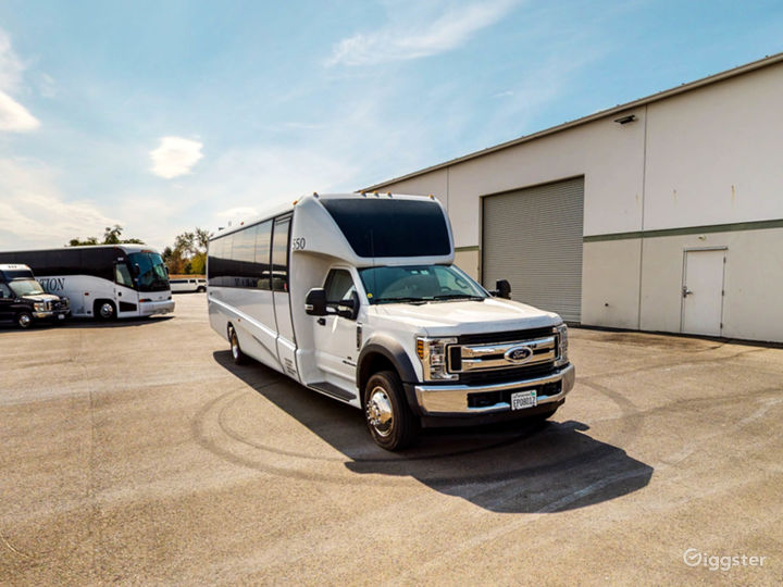 Ford F550 Bus Executive | Rent this location on Giggster