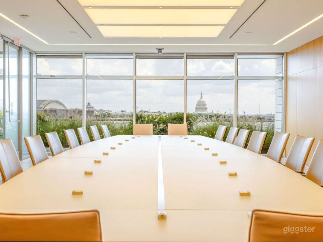 Summit Boardroom | Rent this location on Giggster