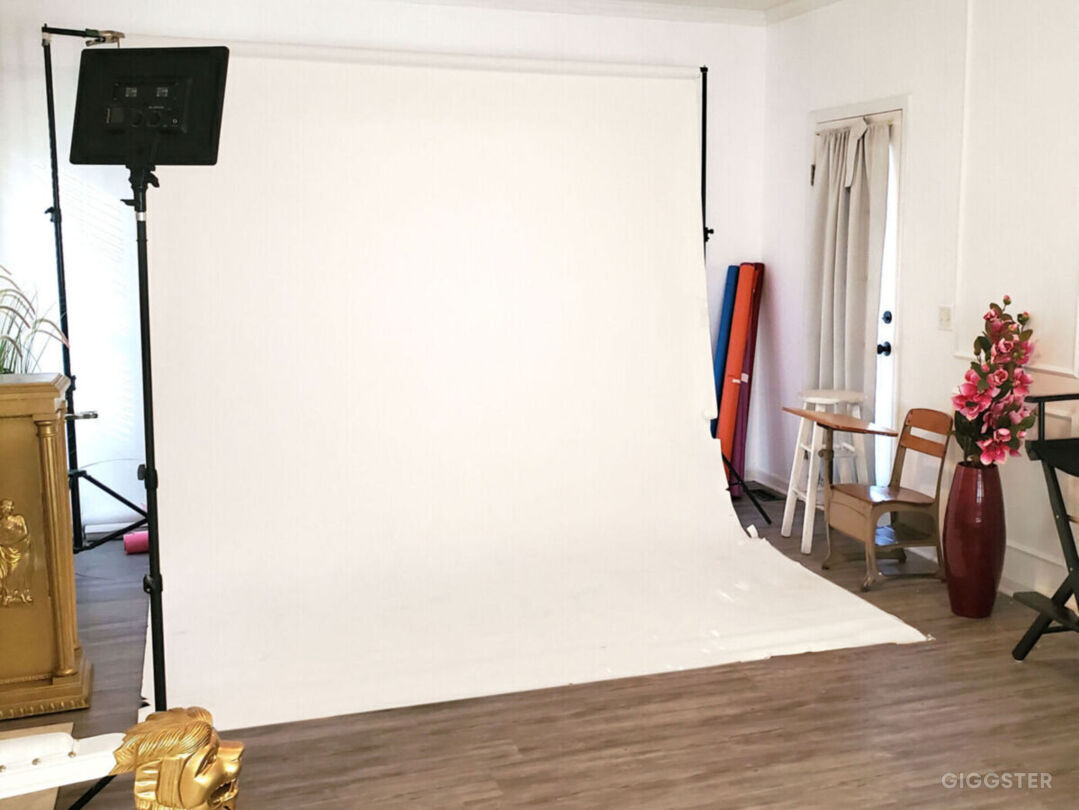 Photography Studio Rental Columbia, SC | Prop House from $65/hr
