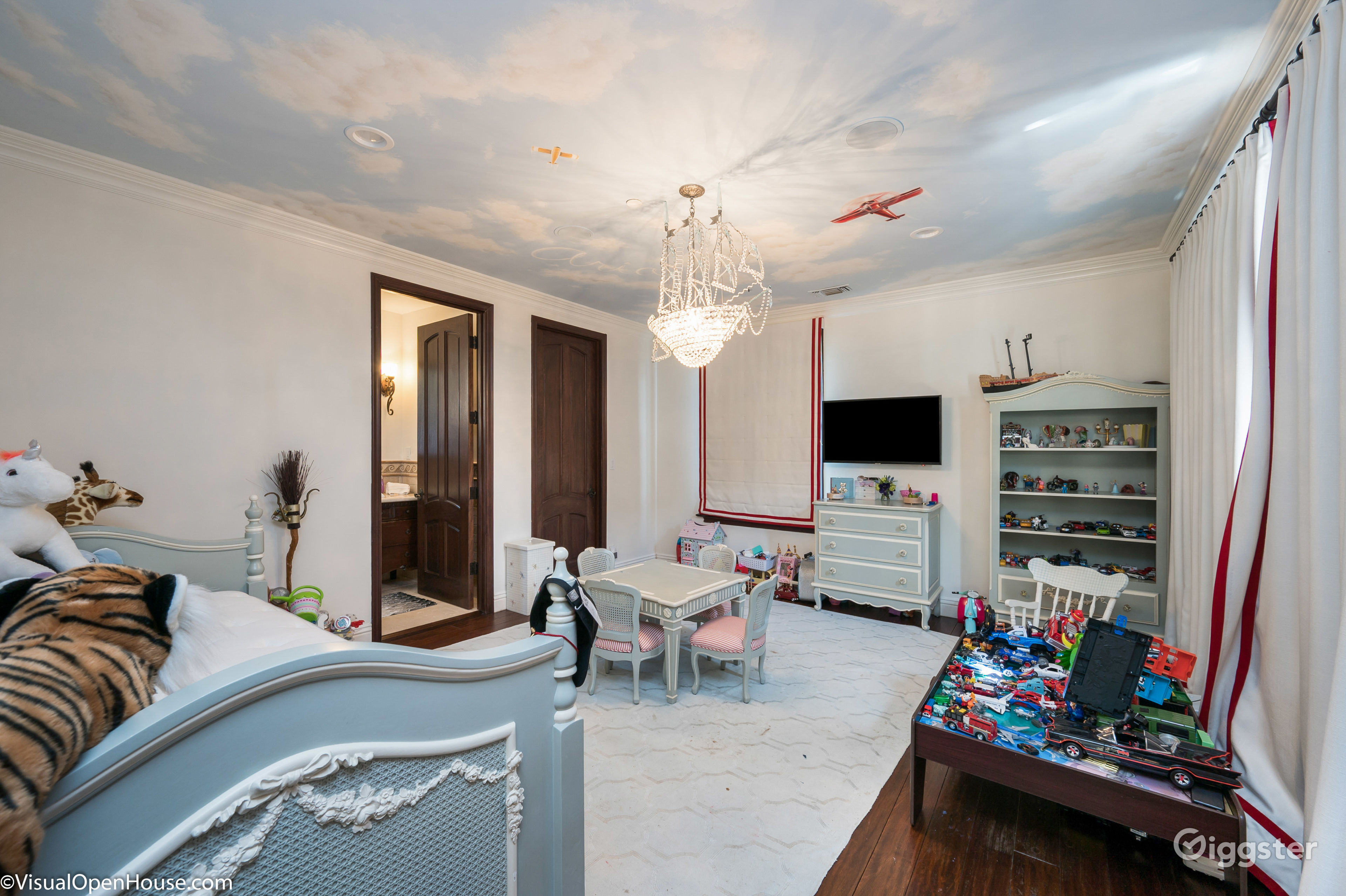 Gated Perfect Villa W/ Waterfall | Rent this location on Giggster