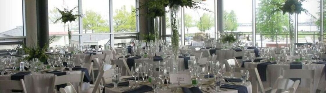 Breathtaking Lakefront Event Space | Rent this location on Giggster