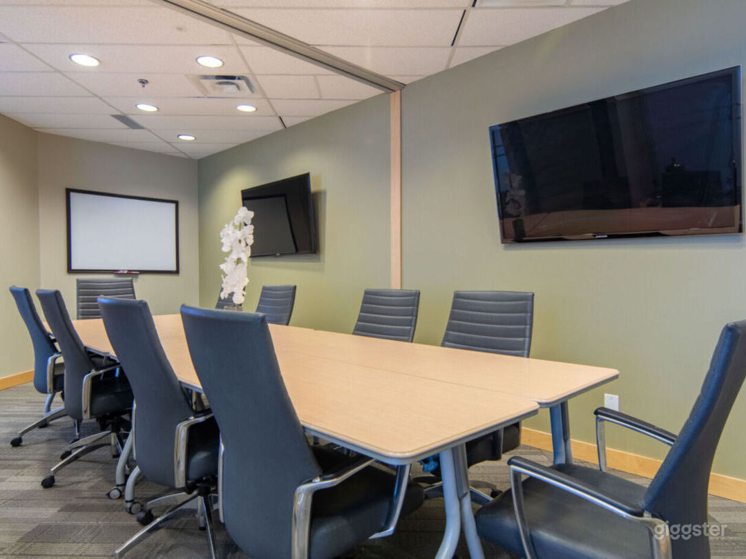 Executive Boardroom for 12 People | Rent this location on Giggster