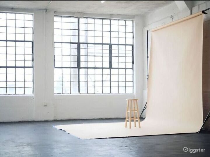 Beautiful Natural Light Photo and Video Studio | Rent this location on ...