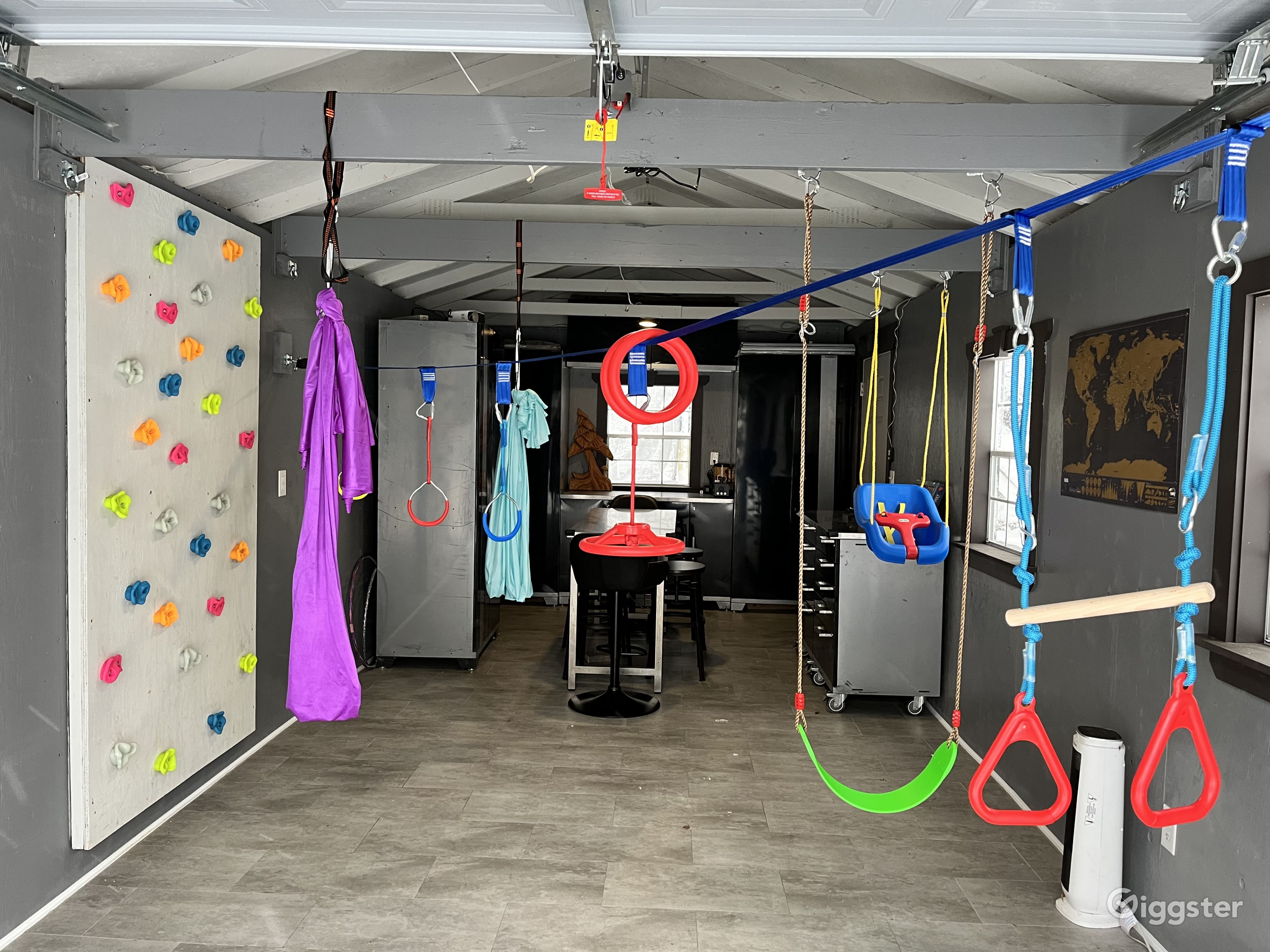Luxury Modern Garage - Workshop, Bar, Climb, Swing | Rent this location ...