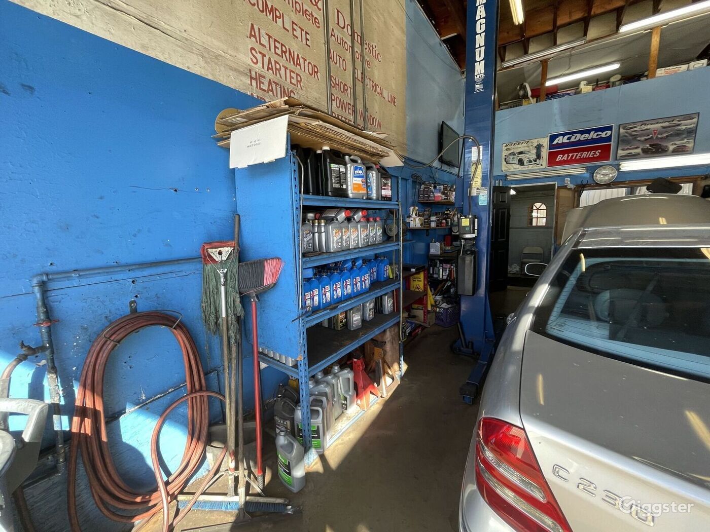 Autobody Shop With Two Bays | Rent this location on Giggster