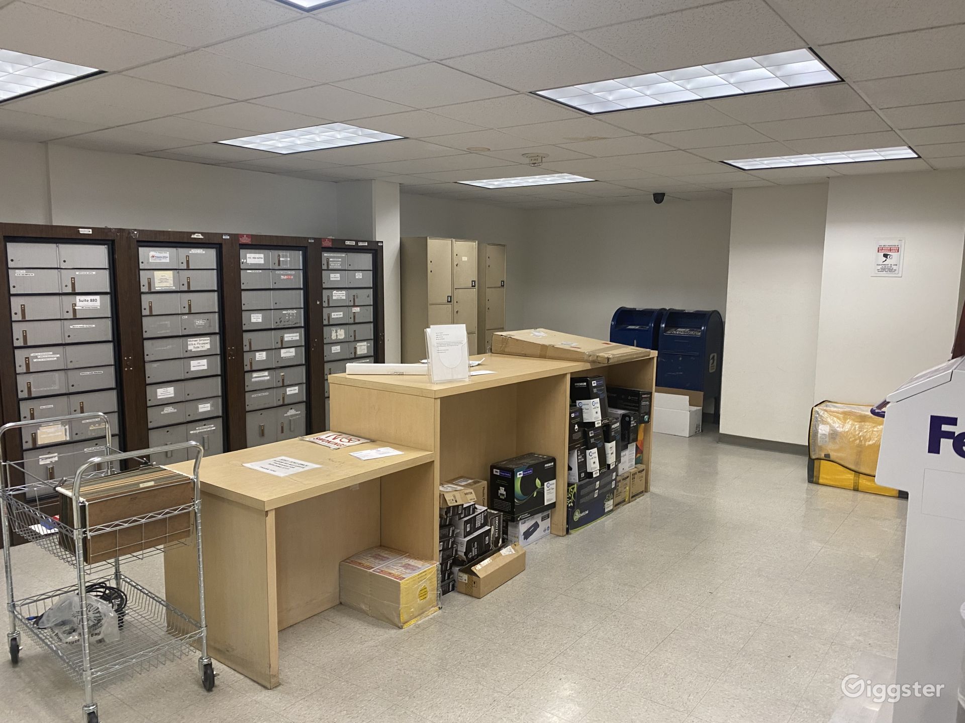 LARGE OFFICE MAILROOM (LAX) | Rent this location on Giggster