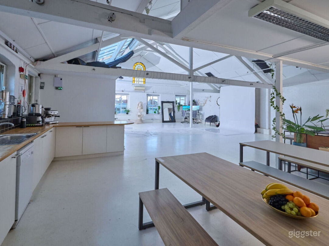 Large, versatile studio space for all creative use | Rent this location ...