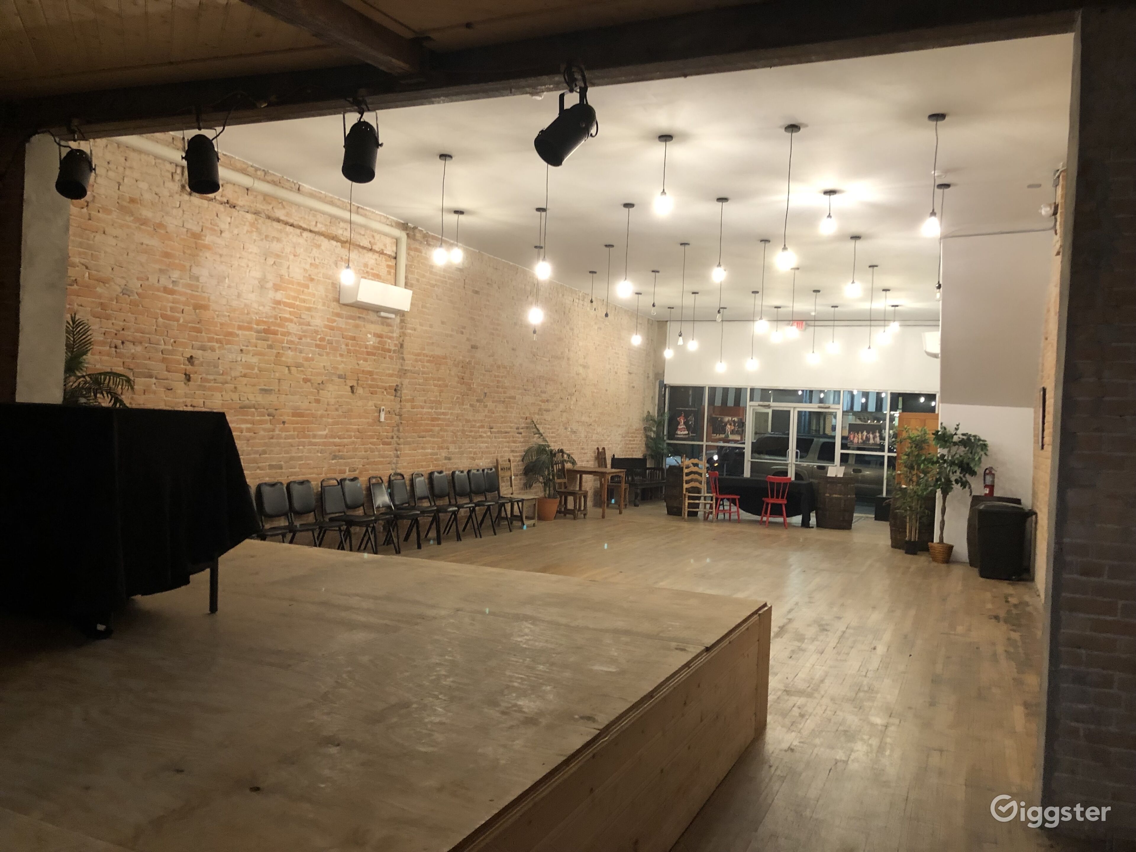 Downtown Studios and Theaters | Rent this location on Giggster