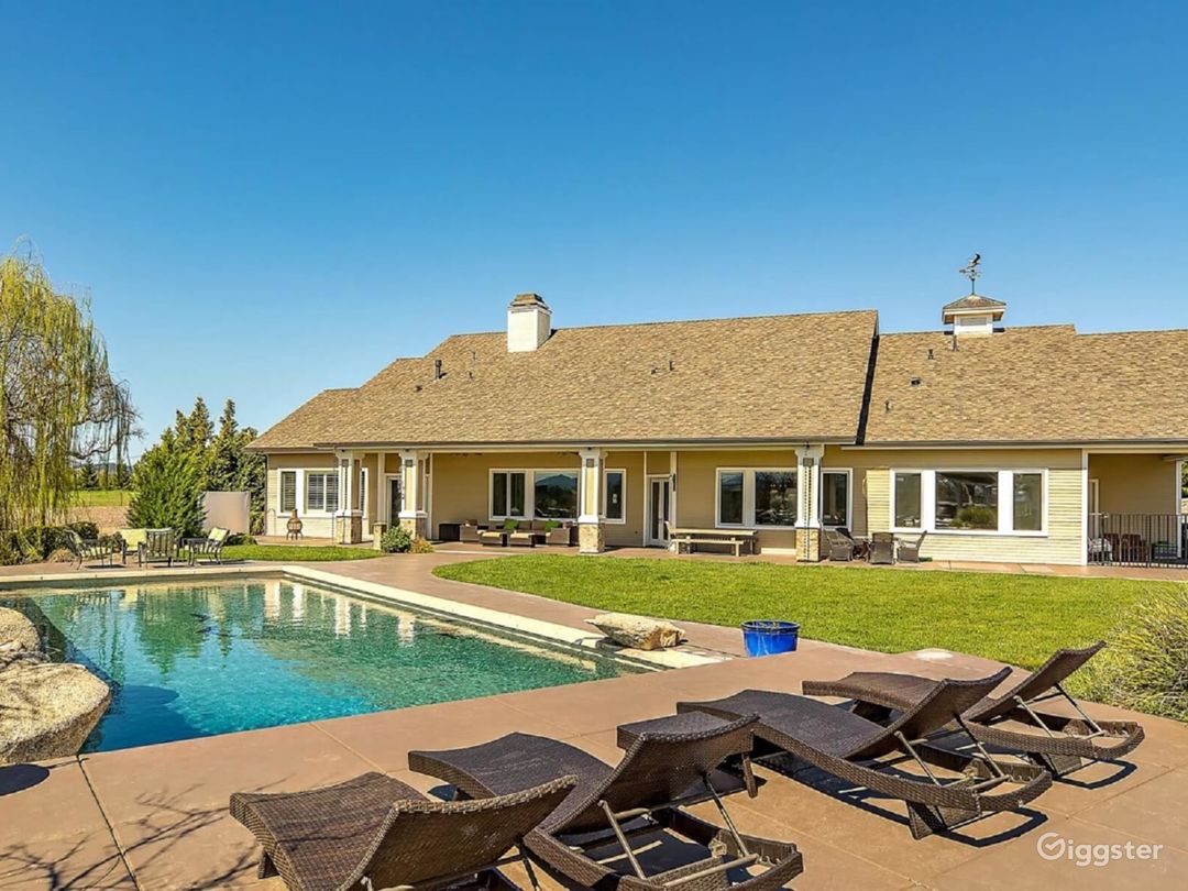 Frontier Farmhouse | Rent this location on Giggster