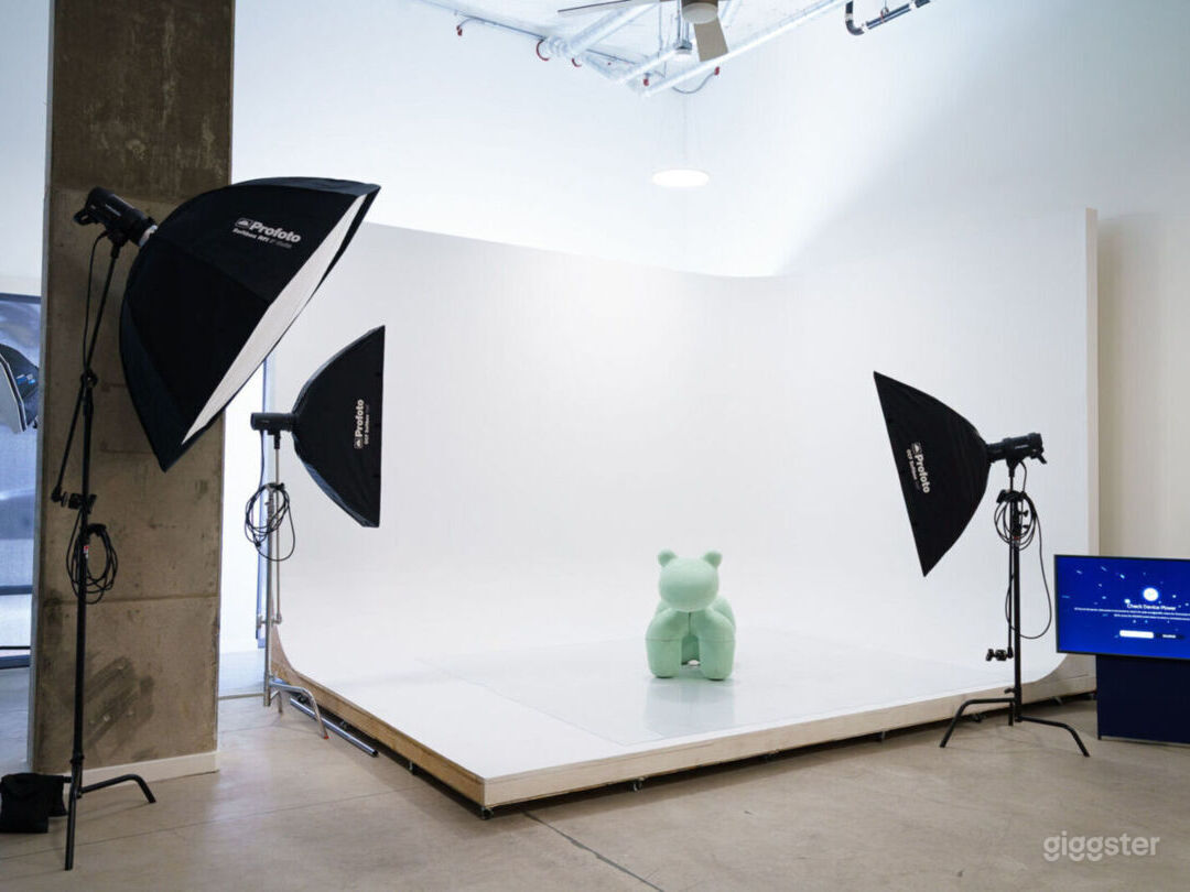 Premium Photography Studio in Las Vegas | Rent this location on Giggster