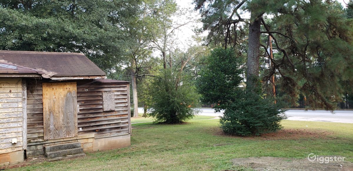 Abandoned Horror Cottage in the Country | Rent this location on Giggster