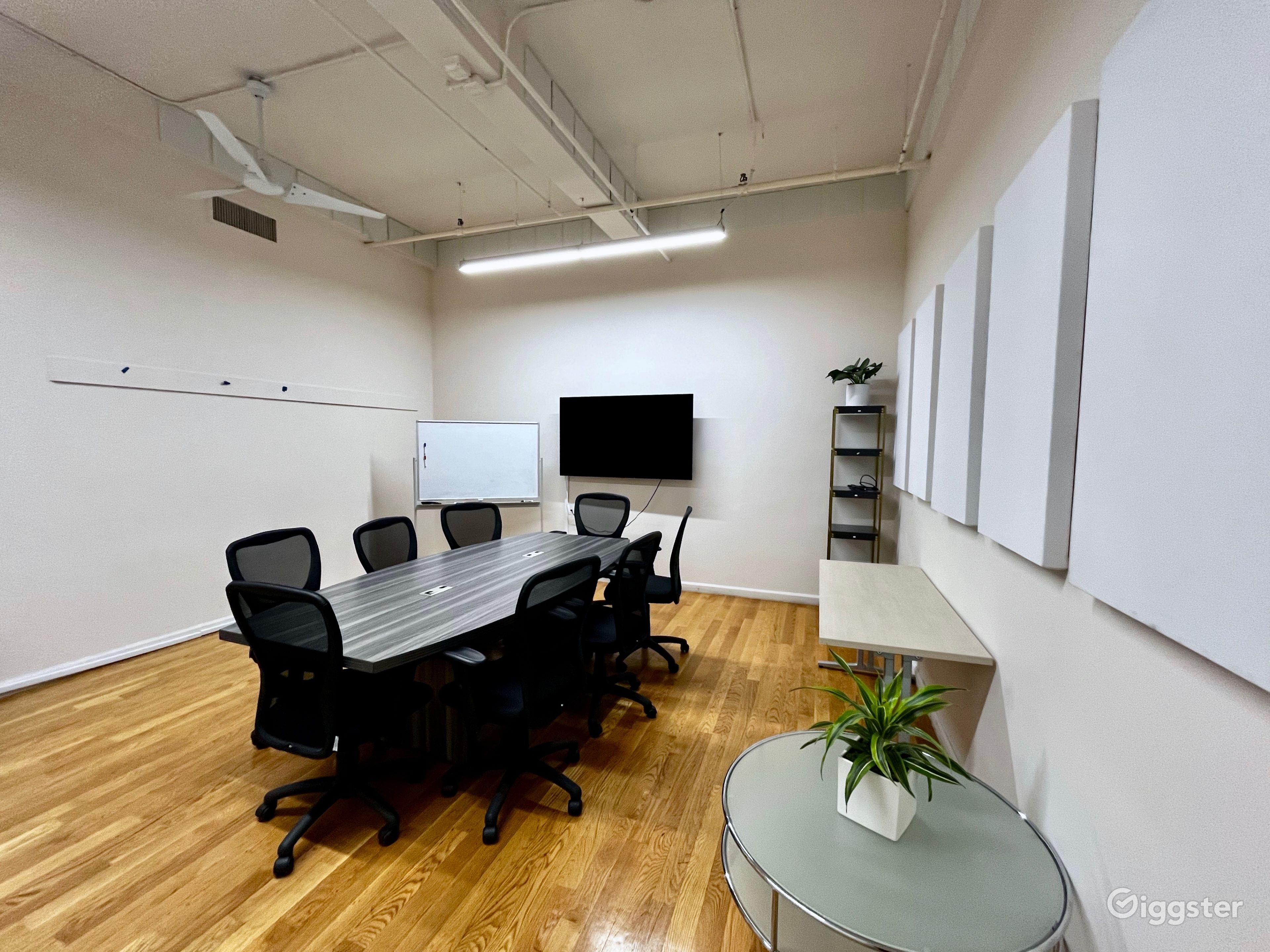 Cre8ive 3-4: Chelsea Conference/Meeting Room | Rent this location on ...
