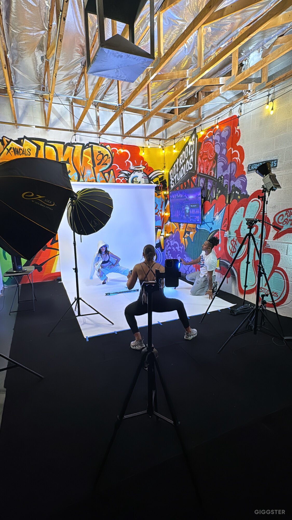 CITY ROOTS STUDIOS | Rent this location on Giggster