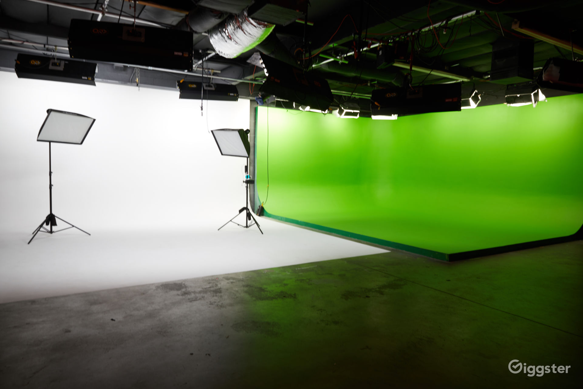 The BEST 10 Video Studio spaces for rent near me | Giggster