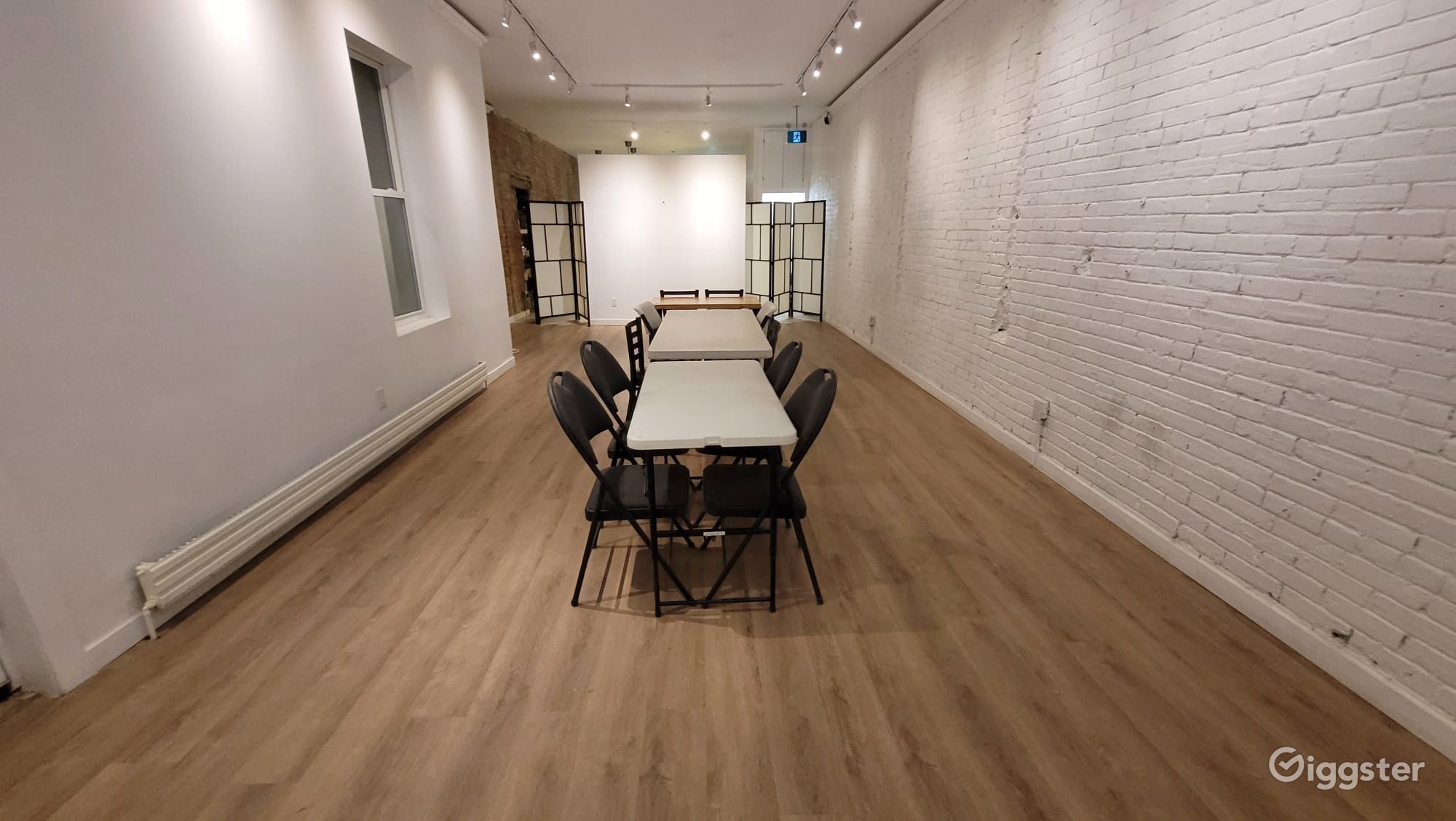 Spacious Studio Event Space with Juice Bar | Rent this location on Giggster