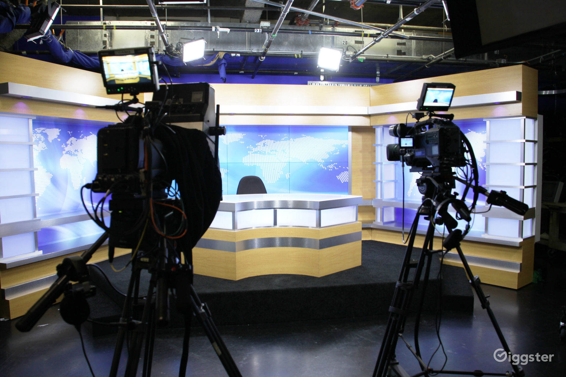 Creative Television Production - News Set tudio | Rent this location on ...
