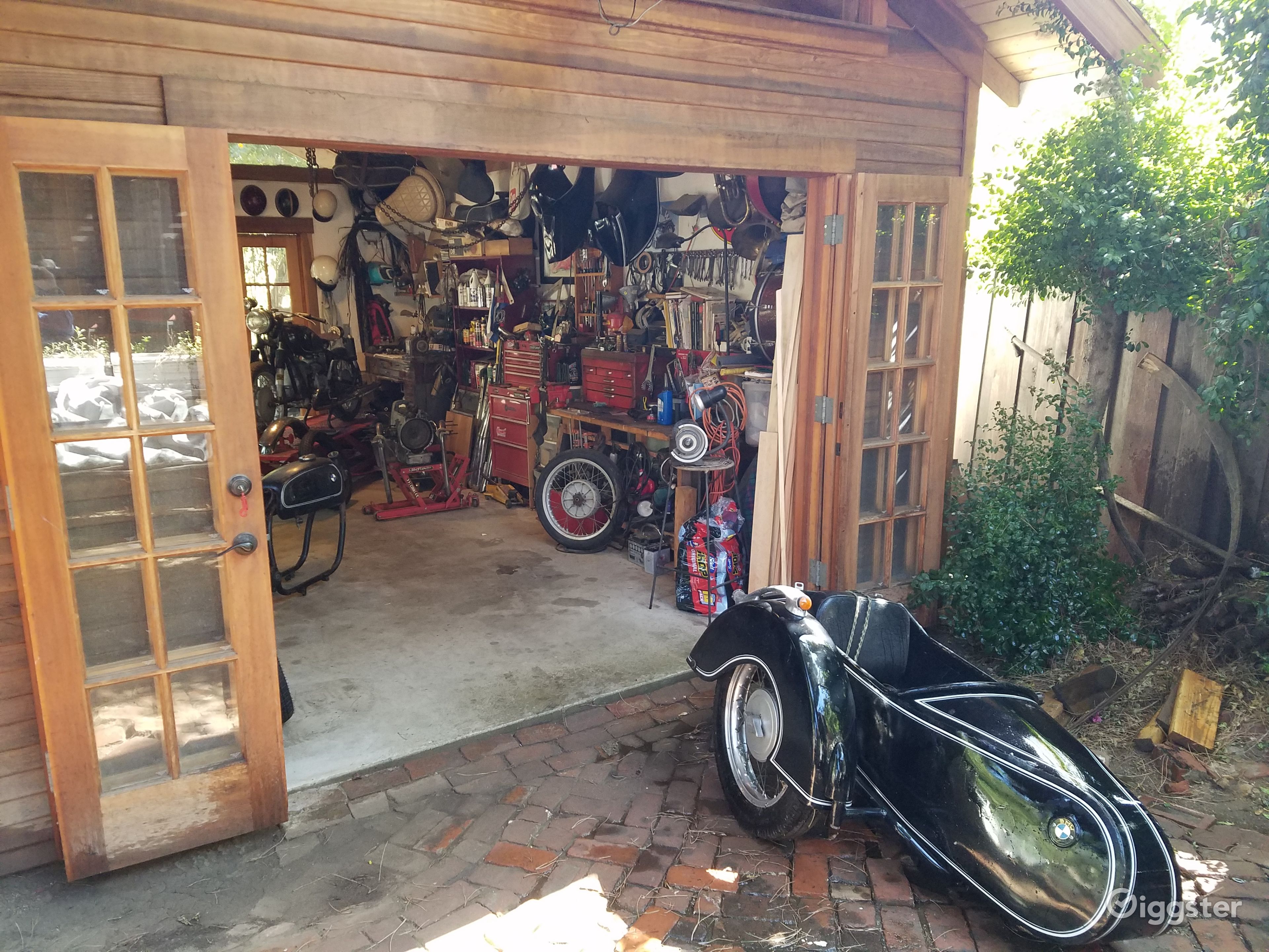 COOL WORKSHOP SPACE, GARAGE. / CAL. COTTAGE HOUSE | Rent this location ...