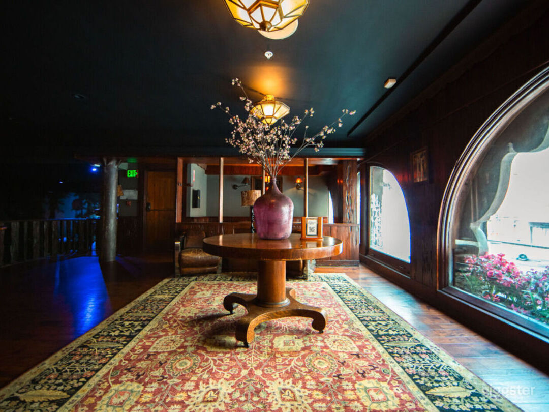 Evergrove Hall #314 | Rent this location on Giggster