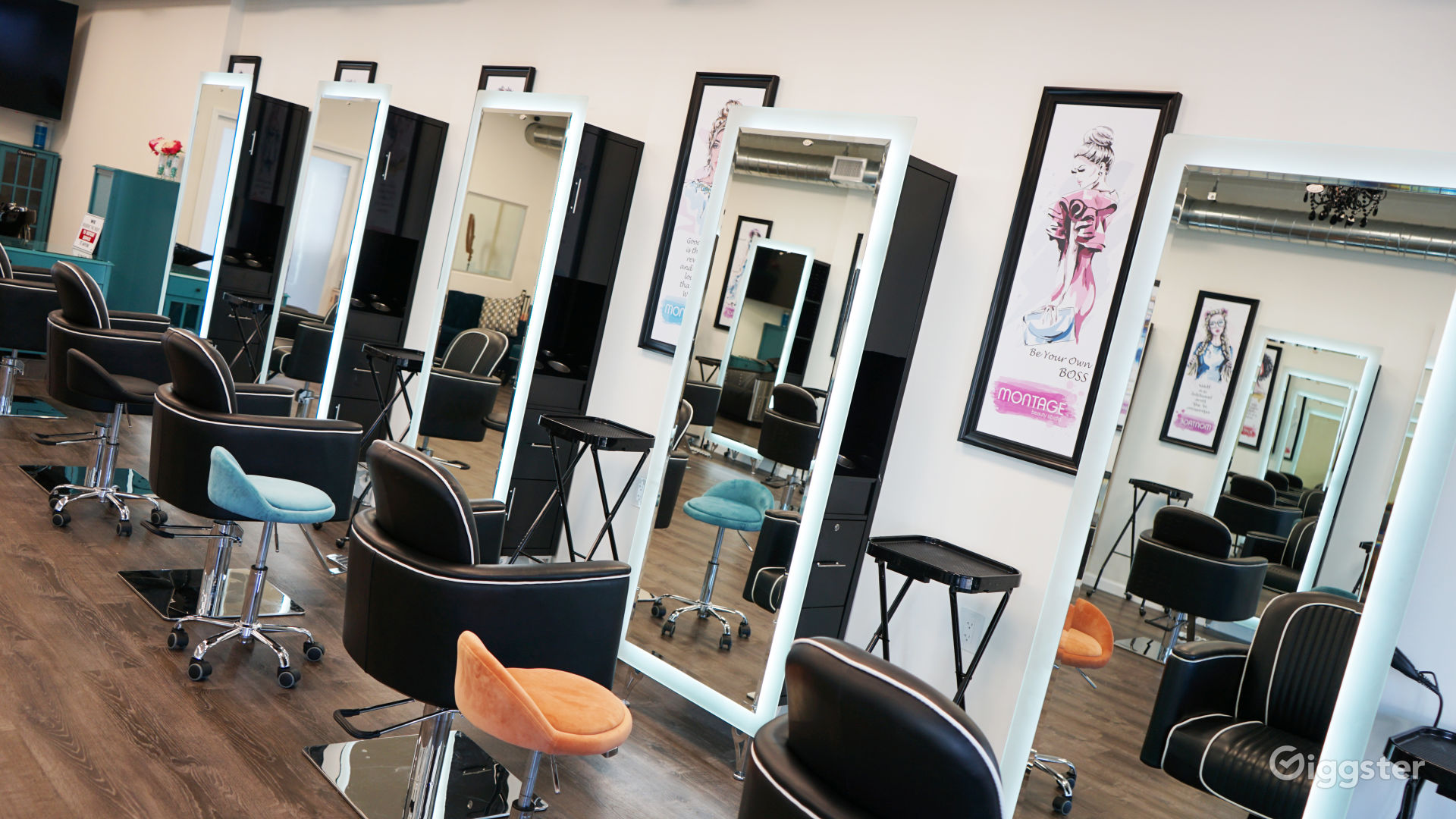 Modern and Bright Beauty Studio | Rent this location on Giggster