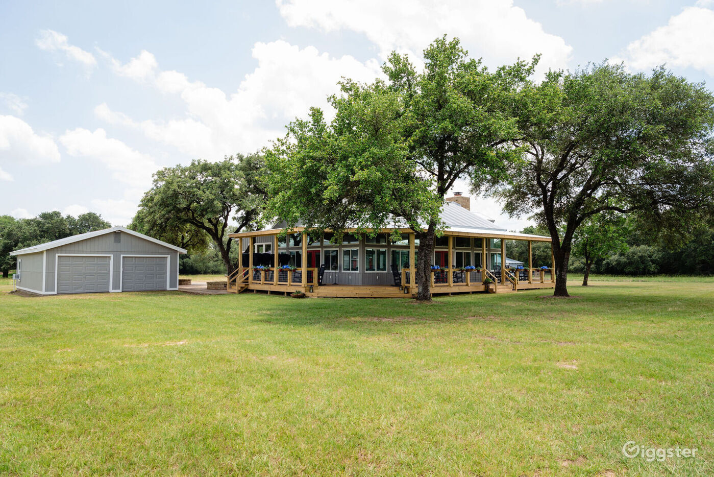 Open space venue in Texas countryside | Rent this location on Giggster