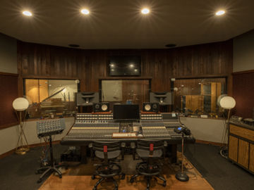Multi-Room High-End Recording Studio | Rent this location on Giggster