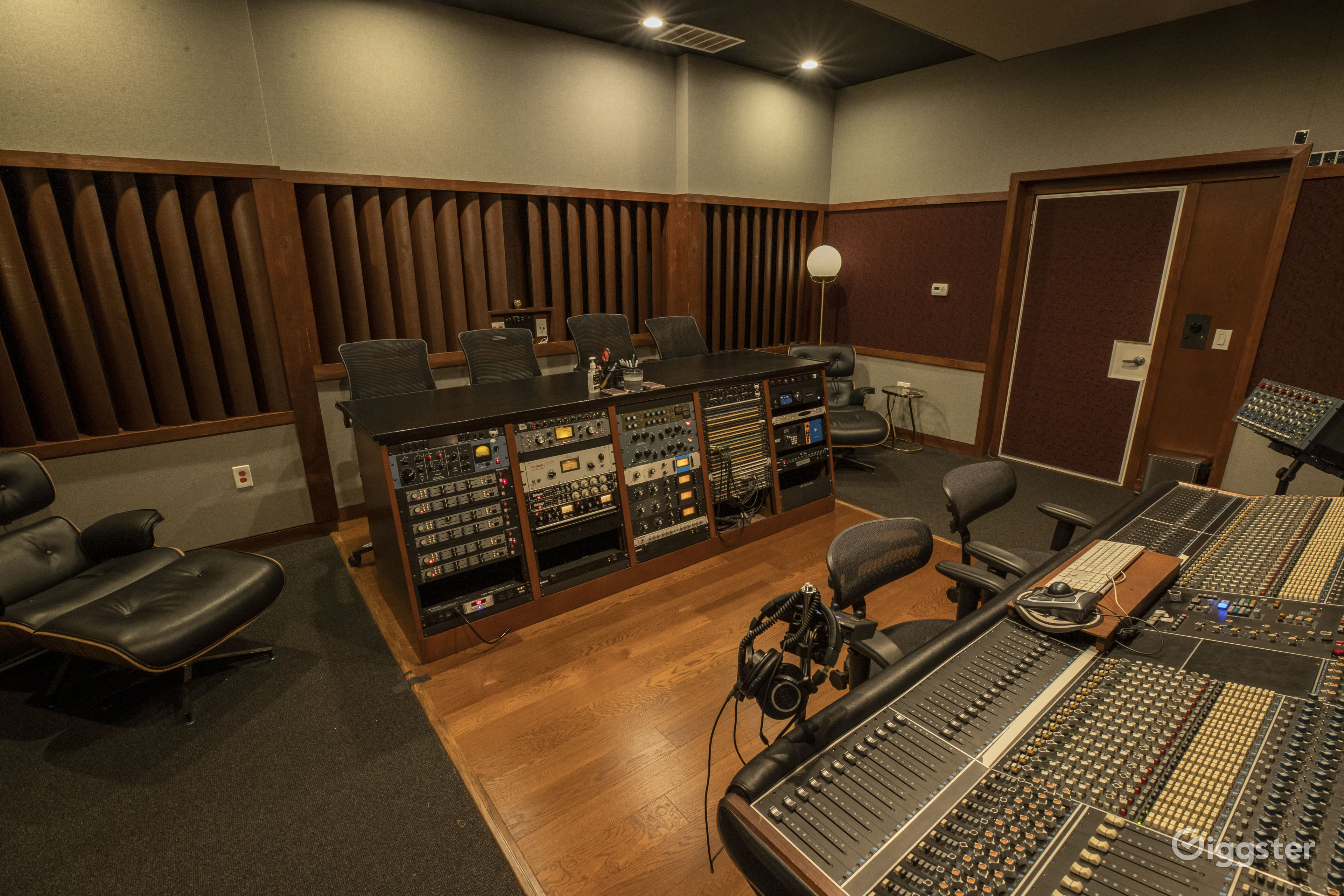 Multi-Room High-End Recording Studio | Rent this location on Giggster