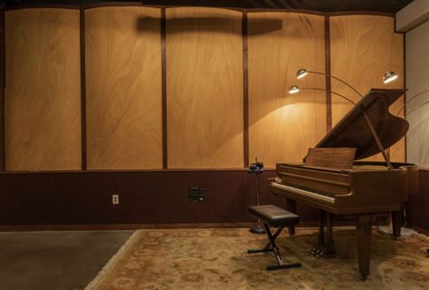Multi-Room High-End Recording Studio | Rent this location on Giggster