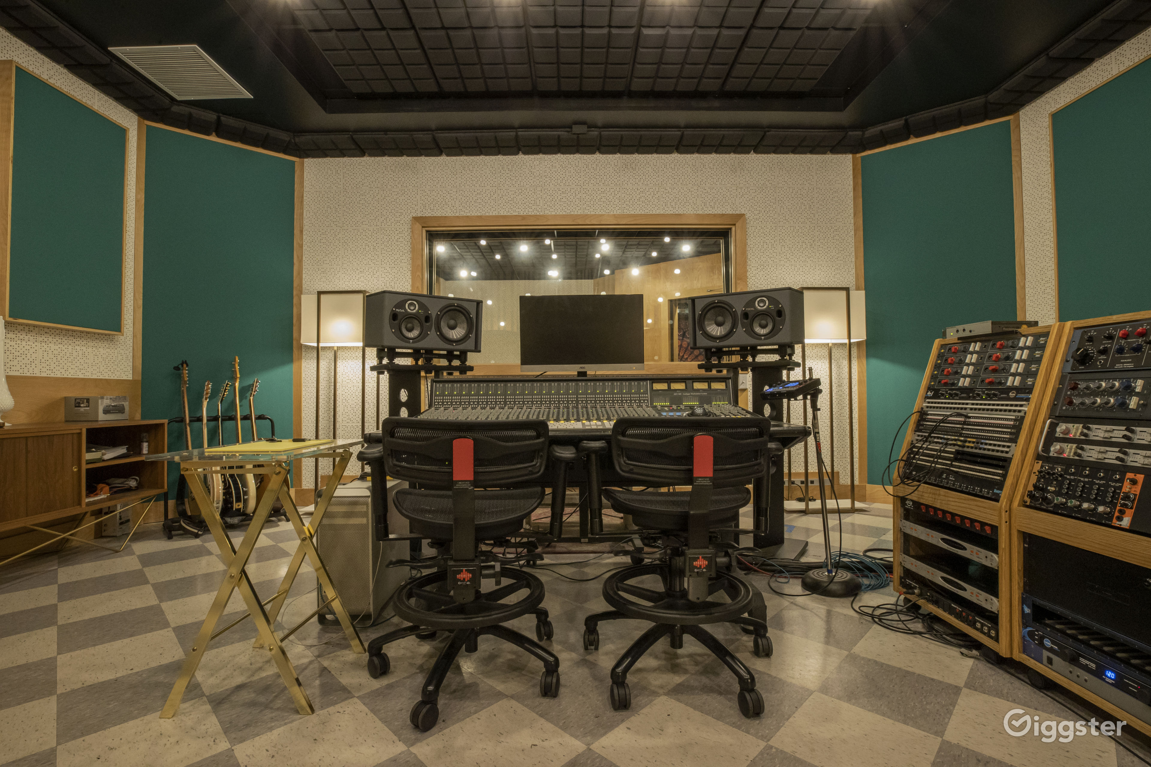 Multi-Room High-End Recording Studio | Rent this location on Giggster