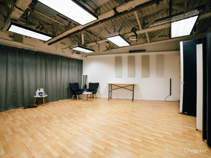 Open Studio Space For Photo/Video/Podcasts | Rent this location on Giggster